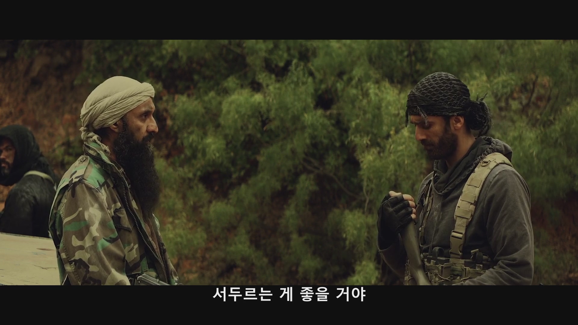 헬리콥터 추락 구사일생 살아 남은 네이비 씰 대원